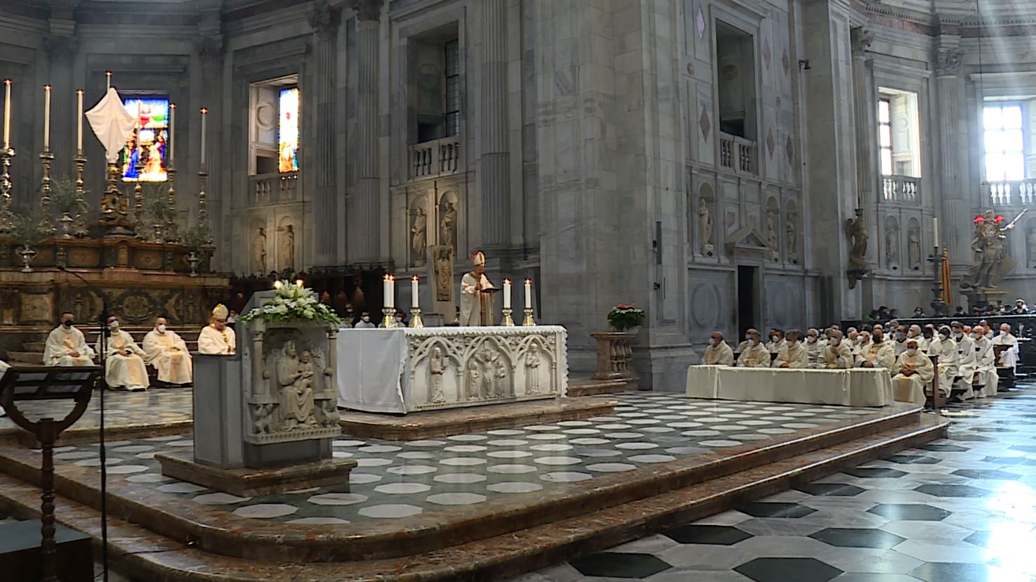 Stamattina in Duomo la Santa Messa Crismale - EspansioneTv