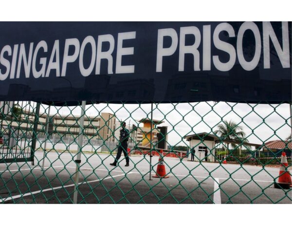 Singapore condanna un giapponese alla fustigazione per stupro ...