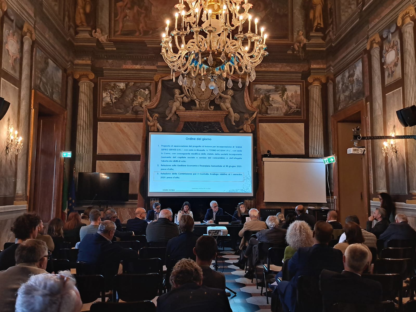 Como Acqua, l’assemblea dei soci a Villa Gallia: approvata la fusione ...