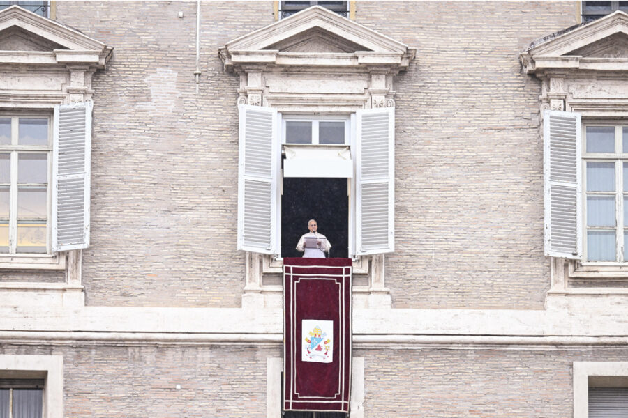 Il Papa, Dio illumini la coscienza di chi può decidere la pace ...
