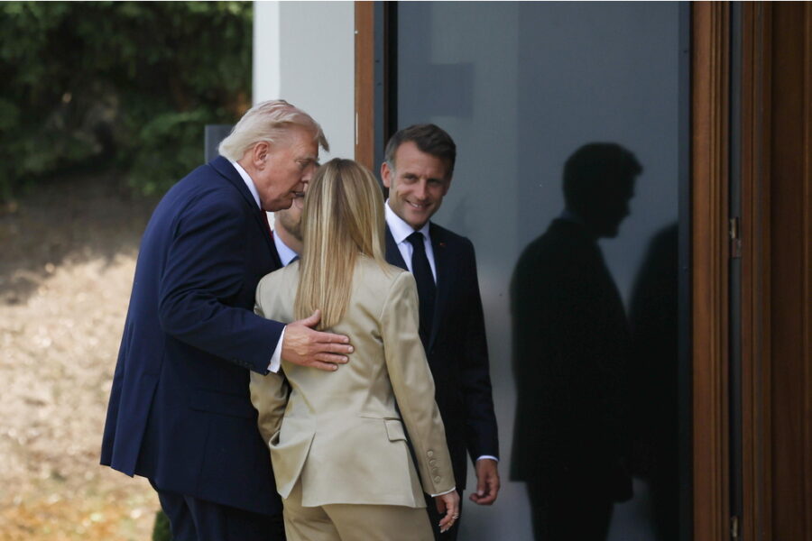 Trump, 'Meloni mi ha implorato di fare una foto con lei, mi ha fatto ...